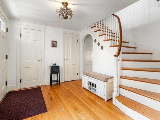 house with 4 bedroom, Medford MA ES105139956