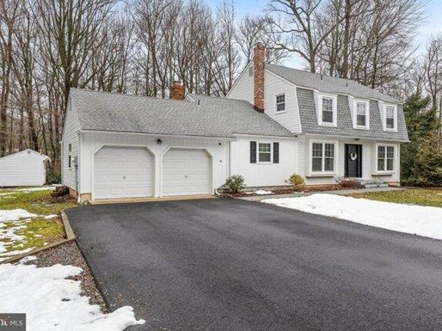 house with 4 bedroom, Medford NJ DLS102475854