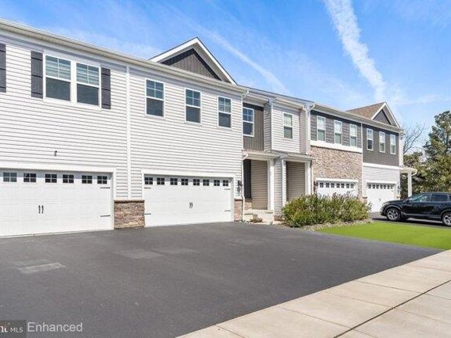 house with 4 bedroom, Medford NJ DLS102563313