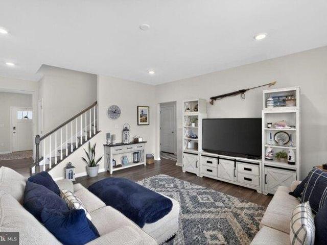 house with 4 bedroom, Medford NJ ES105175263