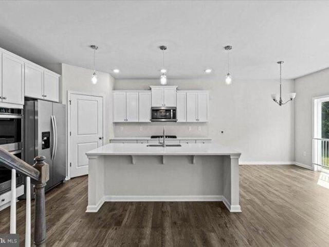 house with 4 bedroom, Medford NJ ES105191650