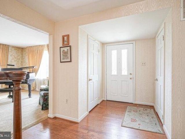 house with 4 bedroom, Medford Lakes NJ DLS101660788