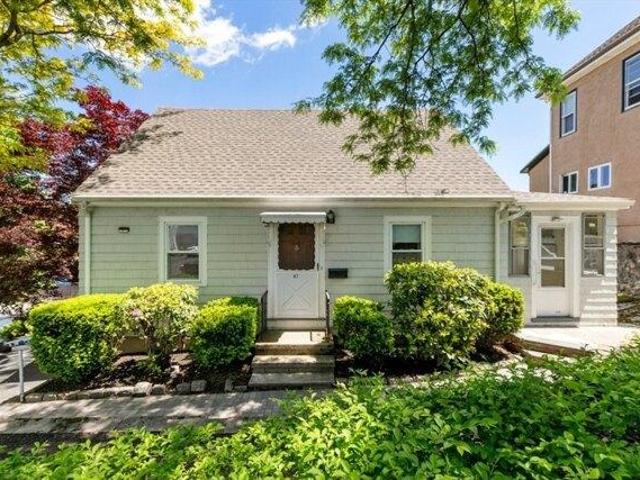 house with 4 bedroom, Melrose MA DS102861021