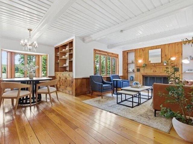 house with 4 bedroom, Melrose MA DS103886635