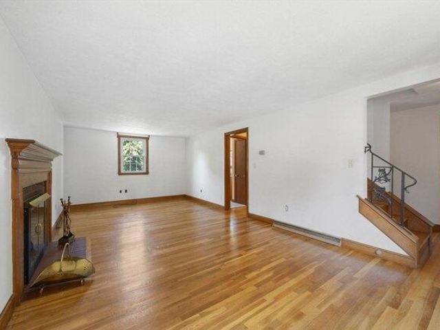 house with 4 bedroom, Melrose MA DS103970408