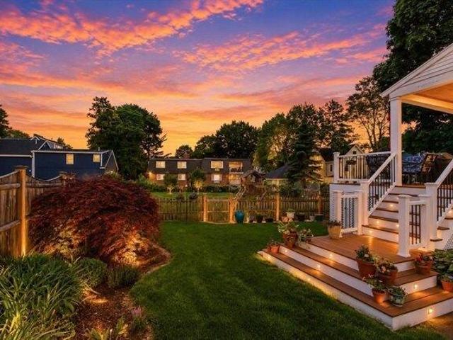 house with 4 bedroom, Melrose MA ES104113356