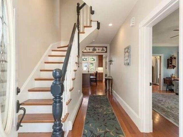 house with 4 bedroom, Melrose MA ES104541233