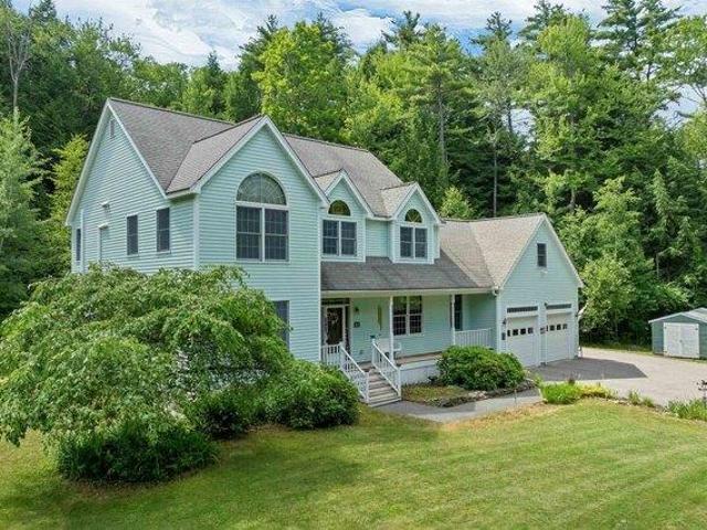 house with 4 bedroom, Meredith NH ES104331287