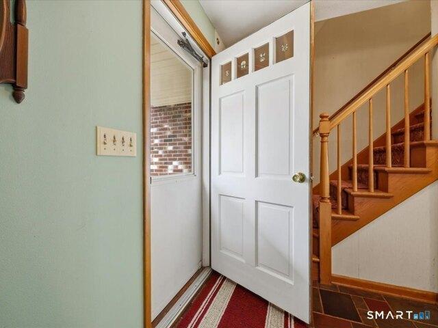 house with 4 bedroom, Meriden CT DLS101781204
