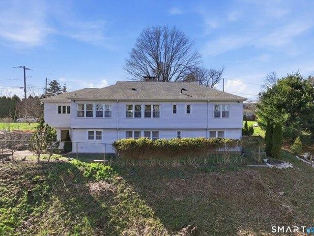 house with 4 bedroom, Meriden CT DLS102317744
