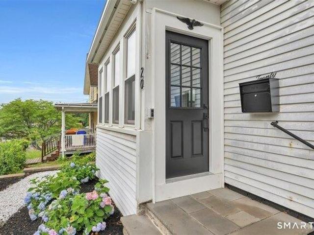 house with 4 bedroom, Meriden CT DS104114002