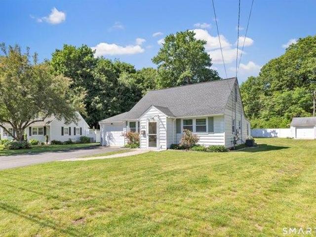 house with 4 bedroom, Meriden CT DS104331244