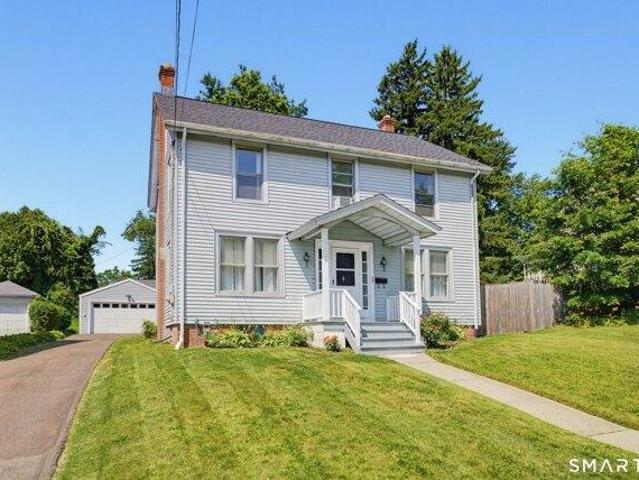 house with 4 bedroom, Meriden CT DS103930800