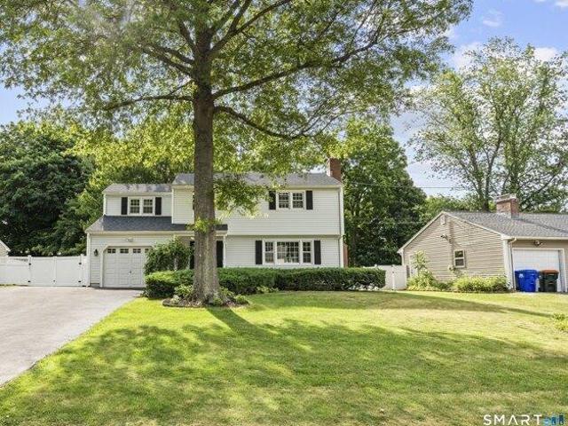 house with 4 bedroom, Meriden CT ES104849210