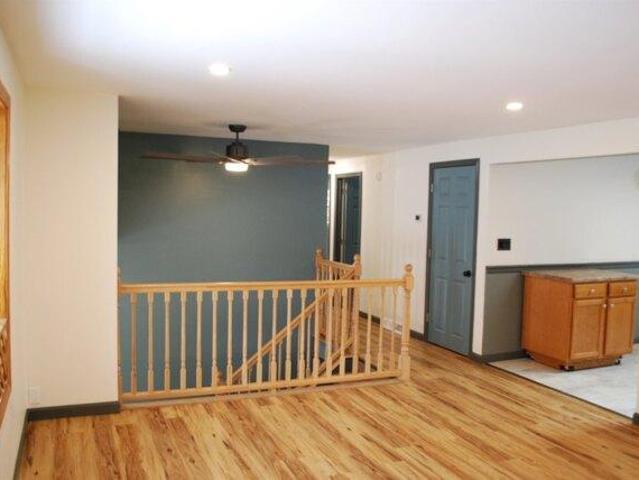 house with 4 bedroom, Merrimack NH DLS102559662