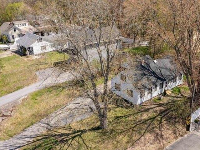 house with 4 bedroom, Merrimack NH DS101957252