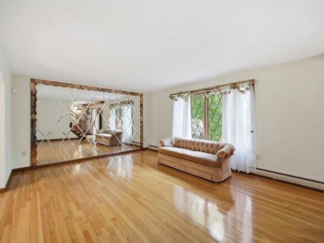 house with 4 bedroom, Merrimack NH ES103020763