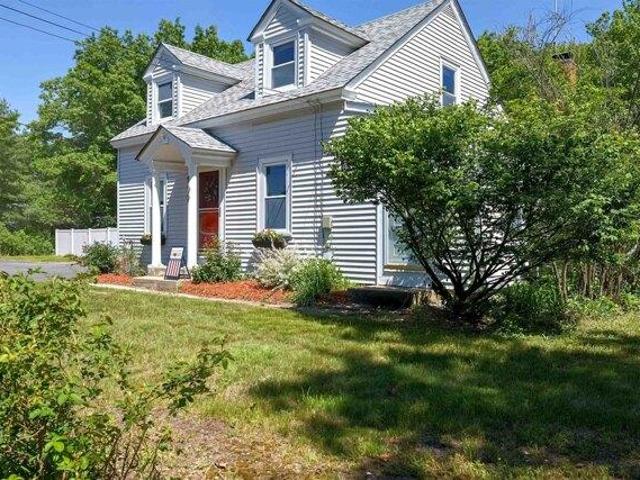 house with 4 bedroom, Merrimack NH ES104604563