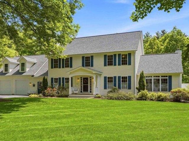 house with 4 bedroom, Merrimack NH ES104077075