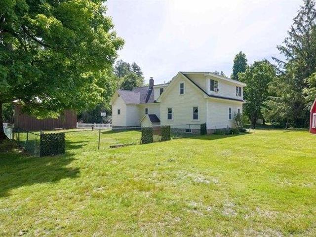 house with 4 bedroom, Merrimack NH ES104116431
