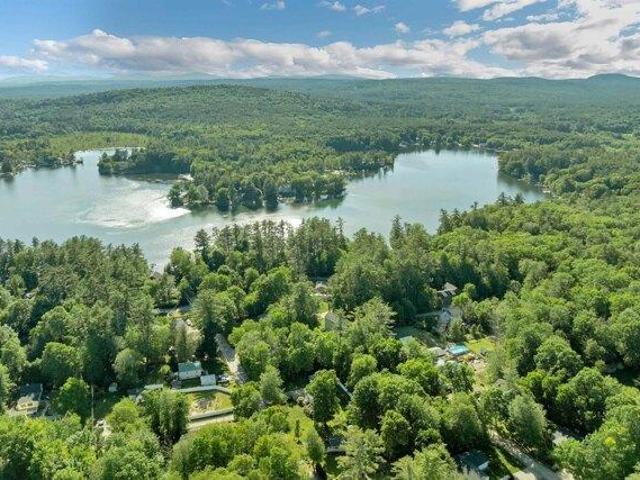 house with 4 bedroom, Merrimack NH ES104297723