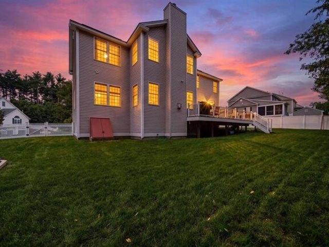 house with 4 bedroom, Merrimack NH ES105094499