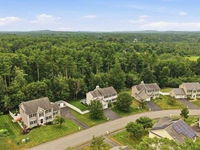 house with 4 bedroom, Merrimack NH ES105192644