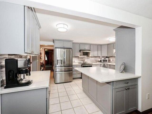 house with 4 bedroom, Merrimack NH ES105205575