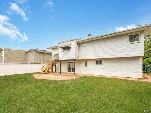 house with 4 bedroom, Merrick NY ES104906587