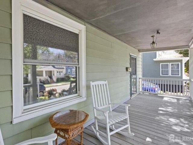 house with 4 bedroom, Metuchen NJ DLS101707827