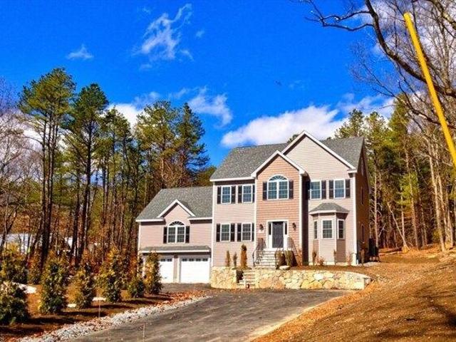 house with 4 bedroom, Methuen MA DLS102410363