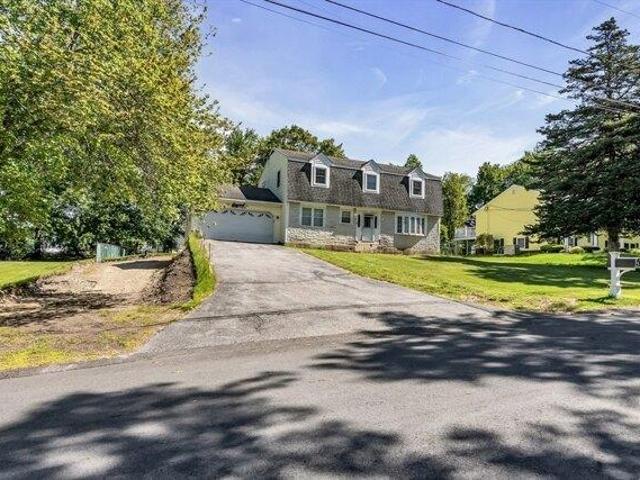 house with 4 bedroom, Methuen MA DS103222595