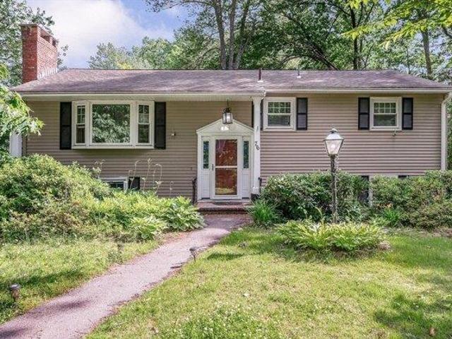 house with 4 bedroom, Methuen MA DS103622634