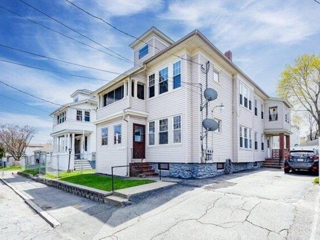 house with 4 bedroom, Methuen MA DS103665610