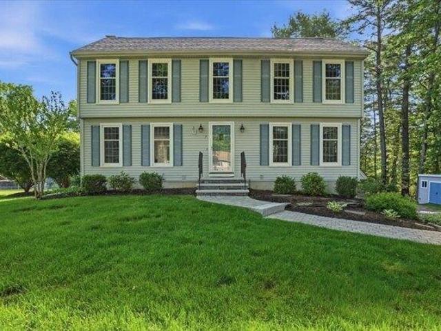 house with 4 bedroom, Methuen MA ES104833507