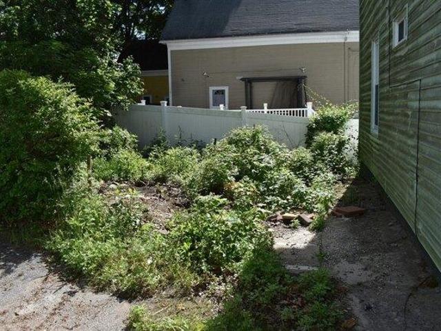 house with 4 bedroom, Methuen MA ES105156685
