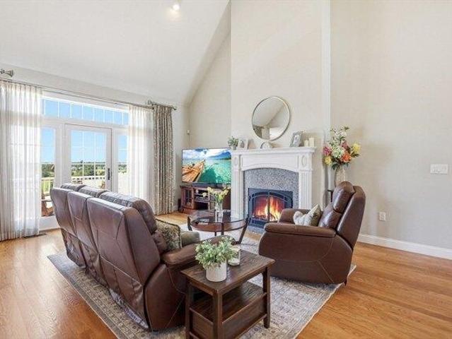 house with 4 bedroom, Methuen MA ES105232321