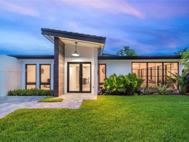 house with 4 bedroom, Miami Beach FL FL DS102395551