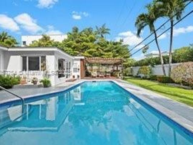 house with 4 bedroom, Miami FL FL DLS102395694