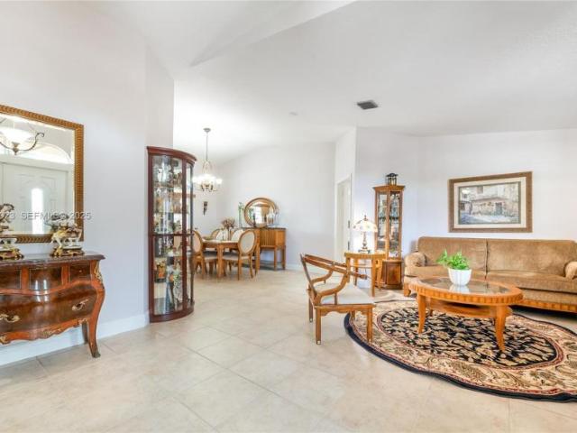 house with 4 bedroom, Miami FL FL DS102243779