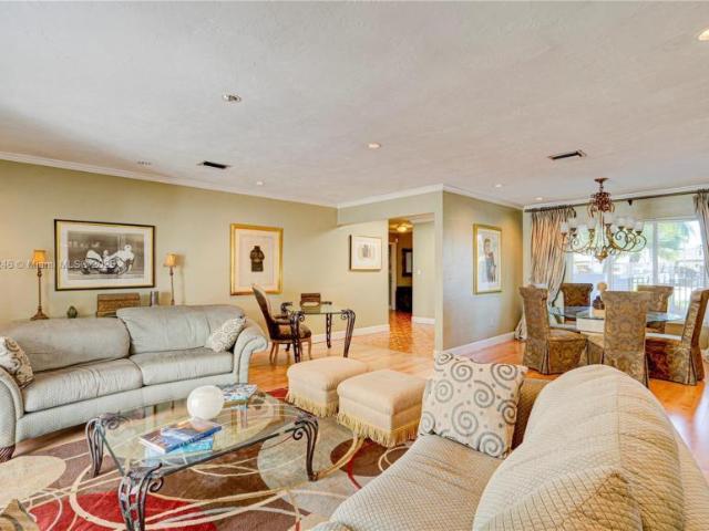 house with 4 bedroom, Miami Fl FL DS102396357
