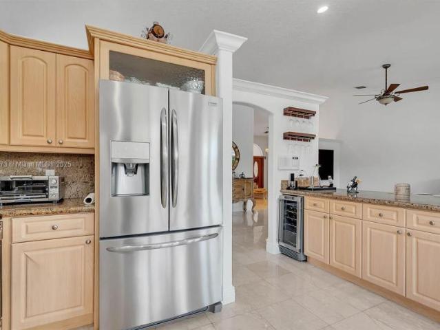 house with 4 bedroom, Miami FL FL DS102396941