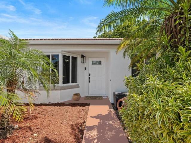 house with 4 bedroom, Miami FL FL DS102397526