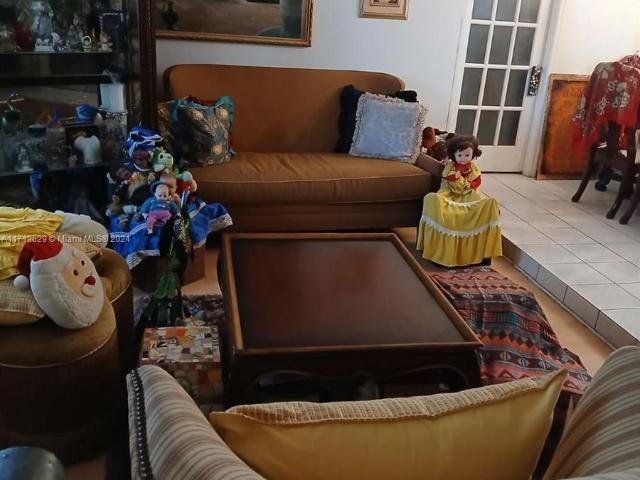 house with 4 bedroom, Miami Fl FL DS102587877