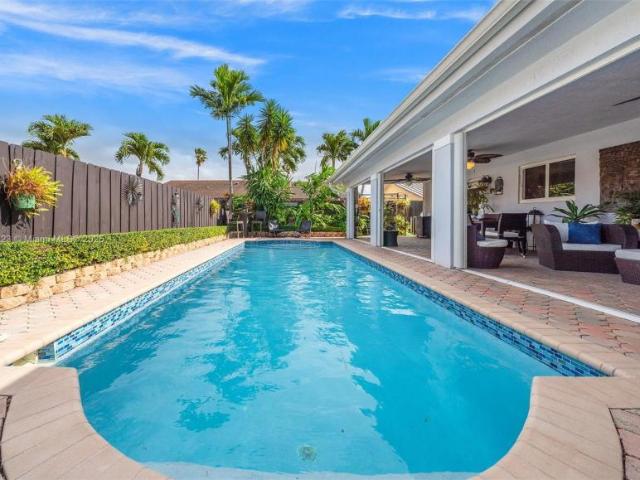 house with 4 bedroom, Miami FL FL DS102588392