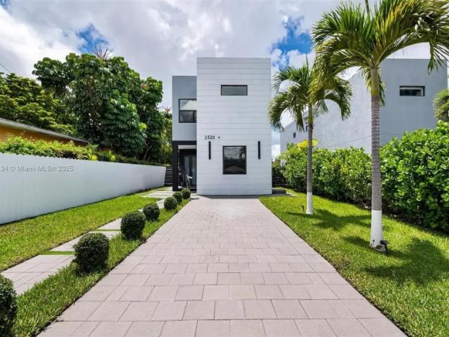 house with 4 bedroom, Miami FL FL DS102658893