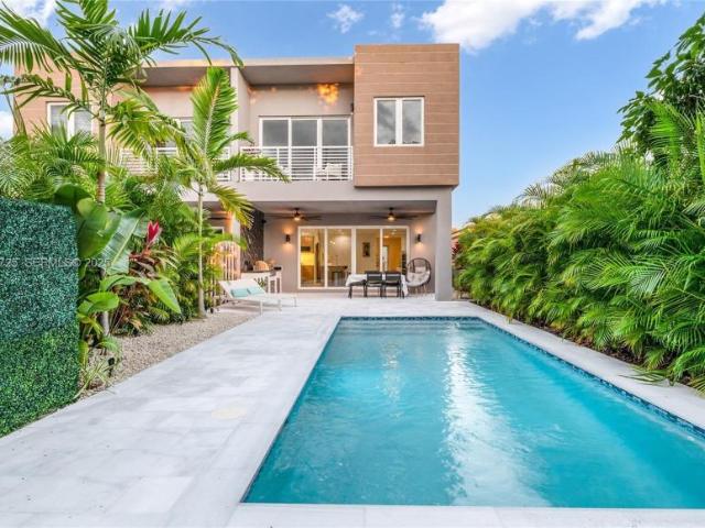 house with 4 bedroom, Miami FL FL DS102659026