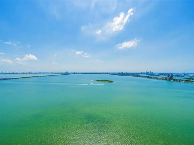 house with 4 bedroom, Miami FL FL DS102795054
