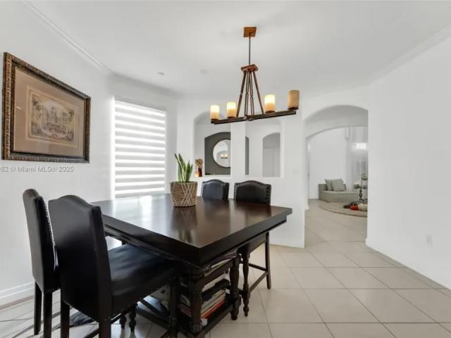 house with 4 bedroom, Miami FL FL ES102715810