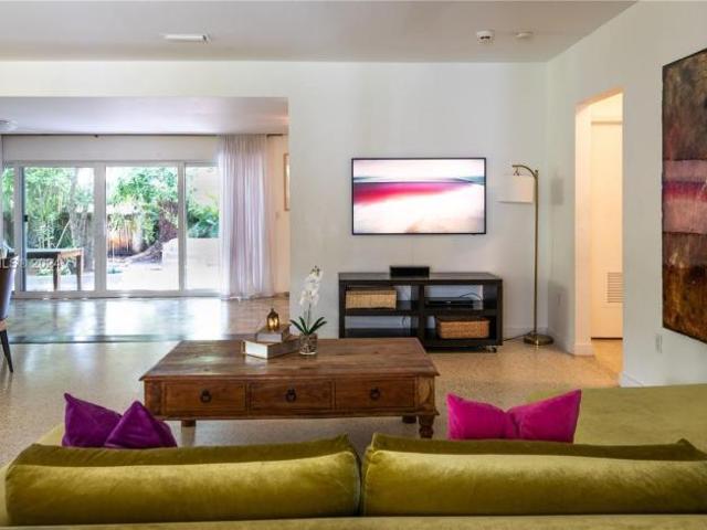 house with 4 bedroom, Miami Shores FL FL DS102658969